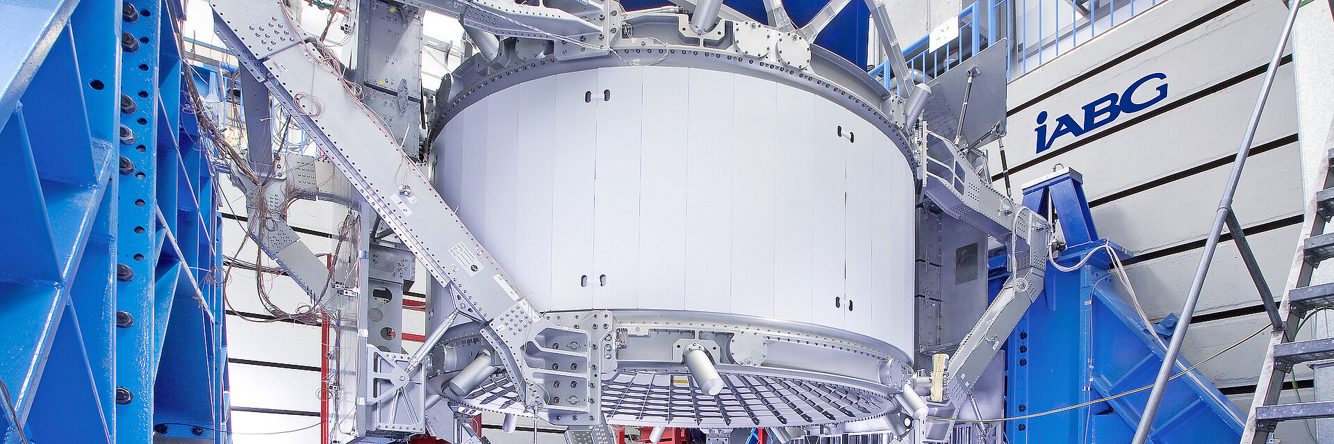 Modal Tests and Analyses - IABG